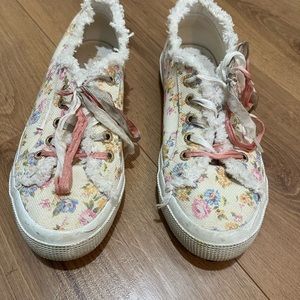 LoveShackFancy | Shoes | Love Shack Fancy By Superga With Ribbon Laces ...